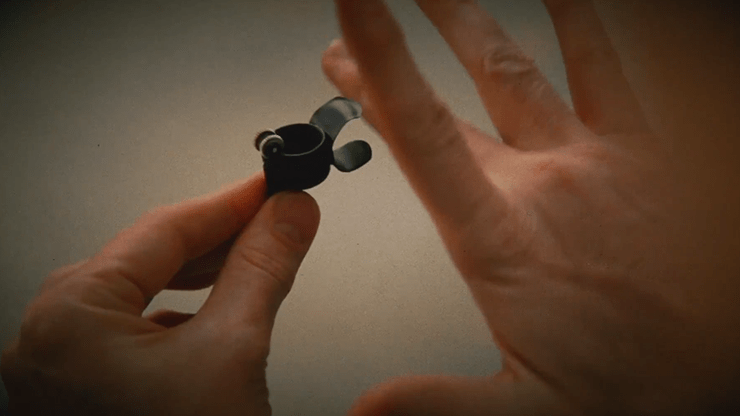 Finger Flasher | Jean-Luc Bertrand | Deinparadies.ch